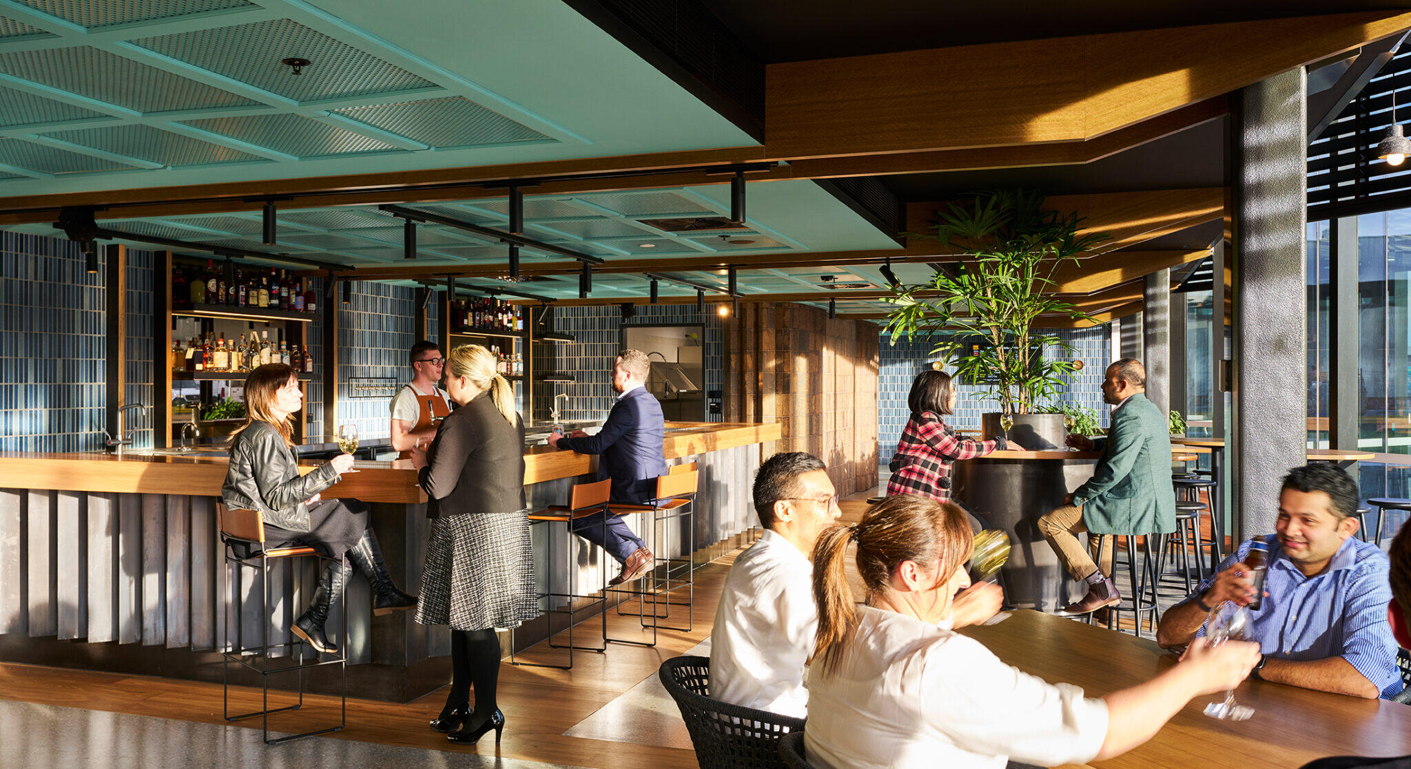 Amber State Taphouse & Kitchen in Melbourne Airport